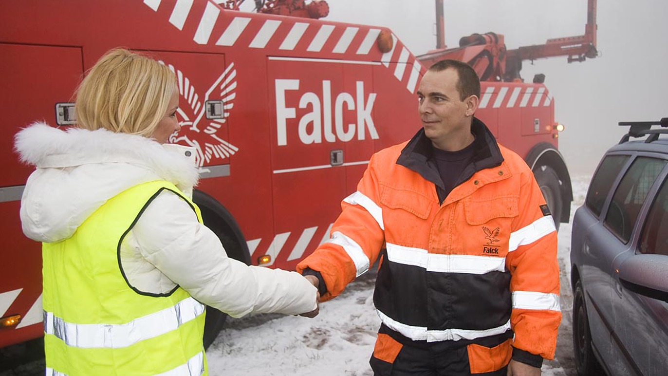 Falck Larvik, Larvik - Gule Sider